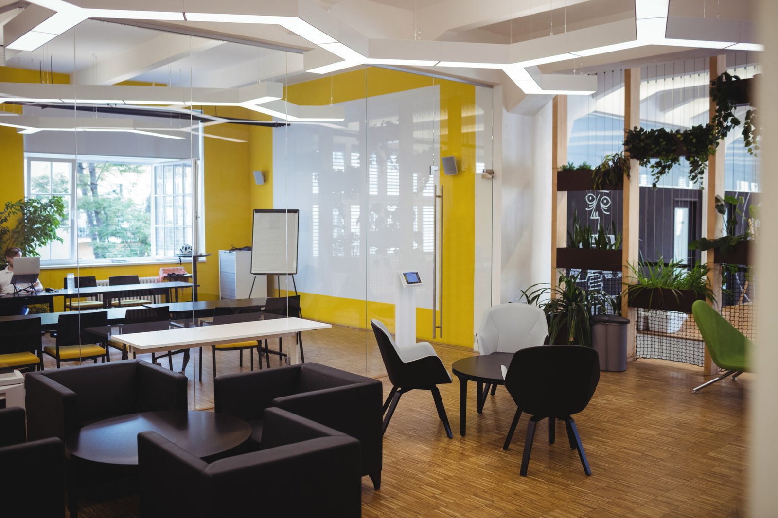 Designing Commercial Spaces That Boost Employee Productivity - Arcxplore